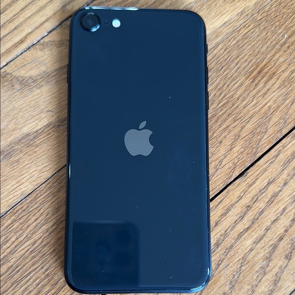 Apple | Cell Phones & Accessories | Apple Iphone Black Unlocked | Poshmark